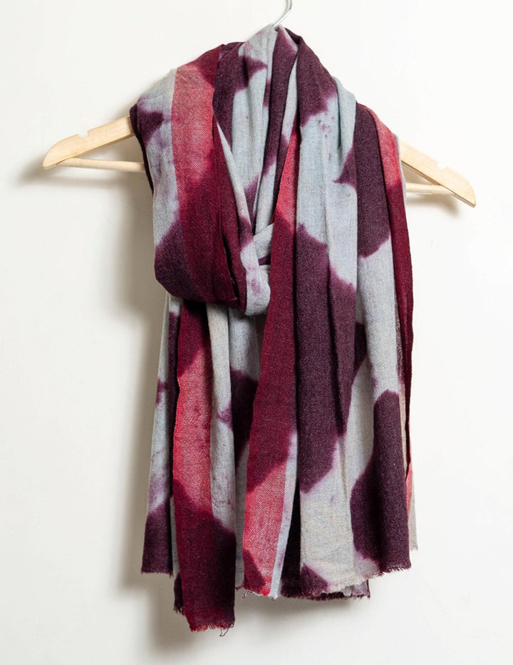 Buy Kashmiri Mufflers for Men & Women | Winter Muffler Scarves – OMVAI