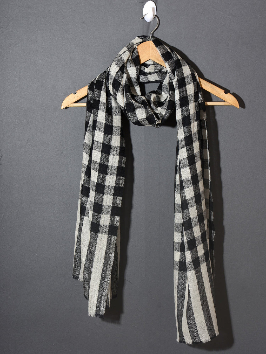Gingham Checks Kashmiri Patterned Pashmina Stole -Black and White chec ...